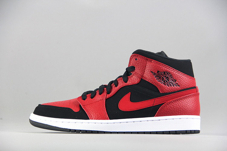 aj1小金穿,aj1穿搭,乔丹穿aj1_大山谷图库