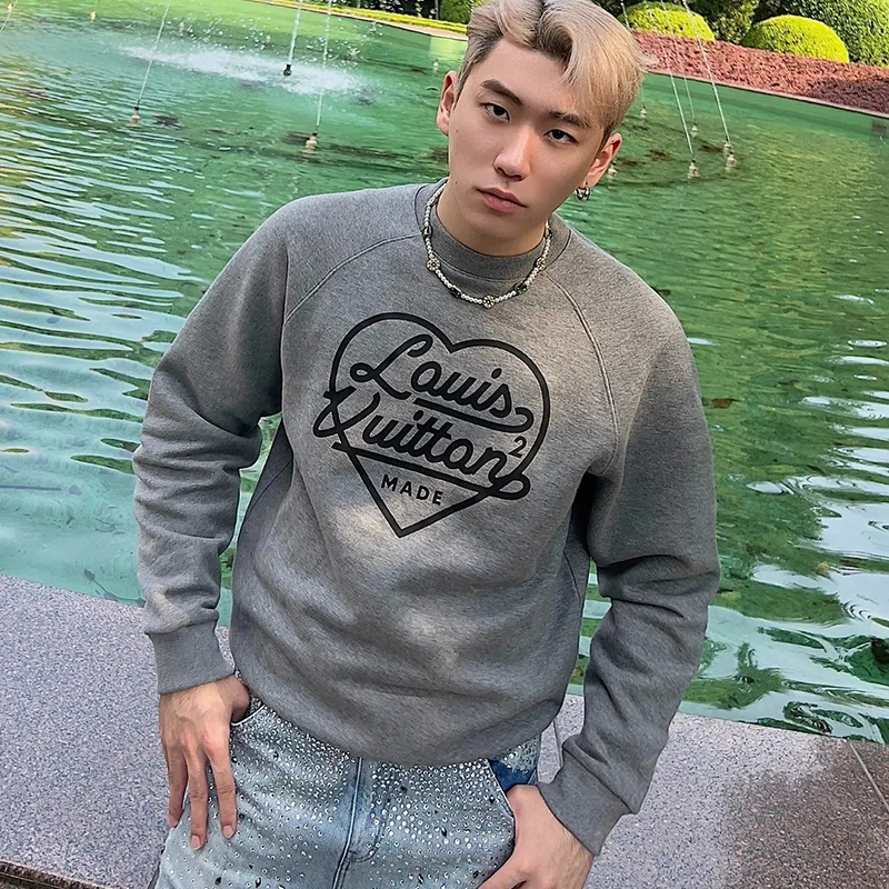 【Louis Vuitton路易威登 男卫衣】Louis Vuitton 路易威登×NIGO2联名款LV2大爱心logo字母印花舒适套头卫衣男款 灰色【正品 价格 图片】 - 寺库网